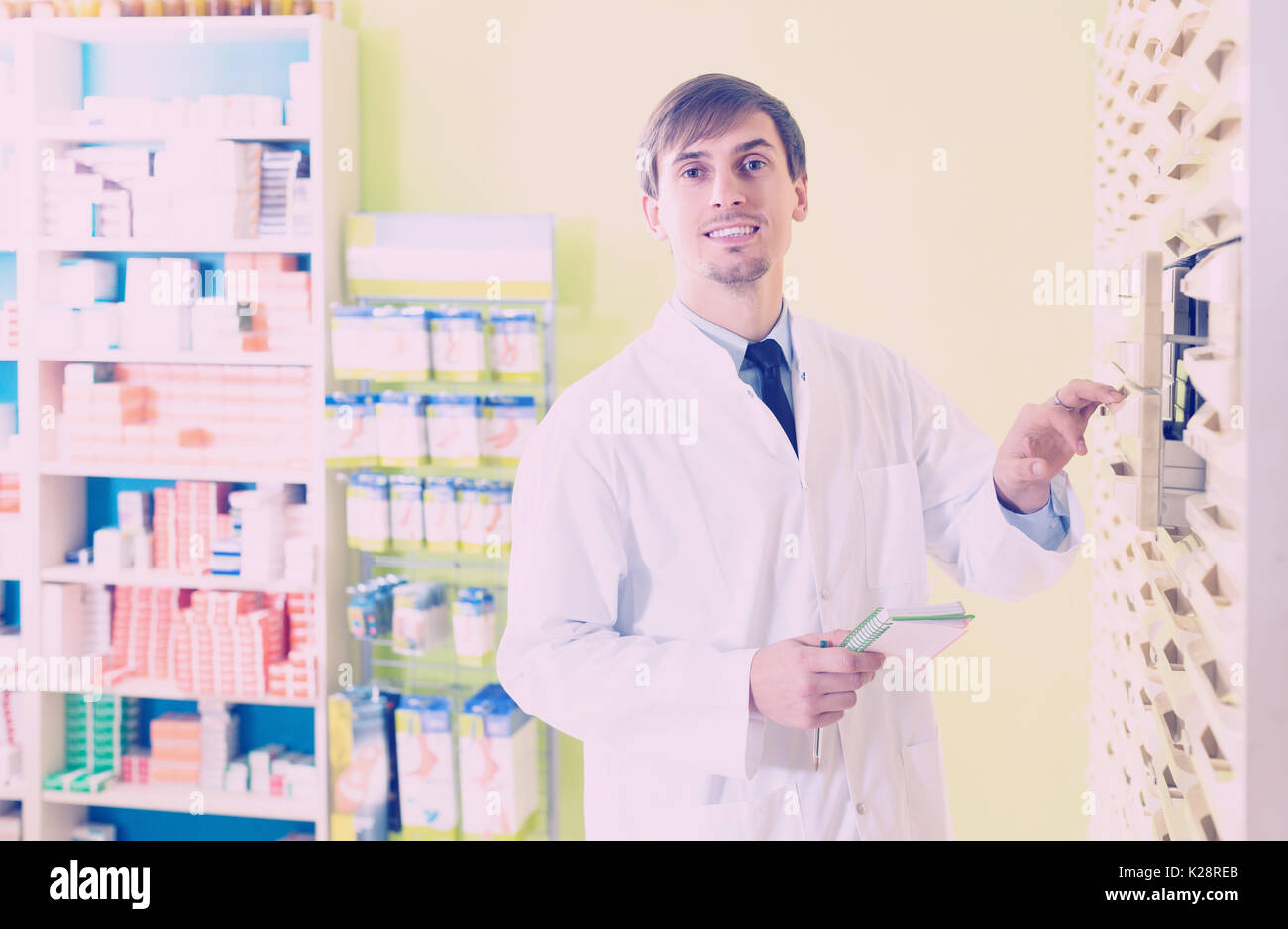 Happy pharmacist specialist american man hi-res stock photography and ...