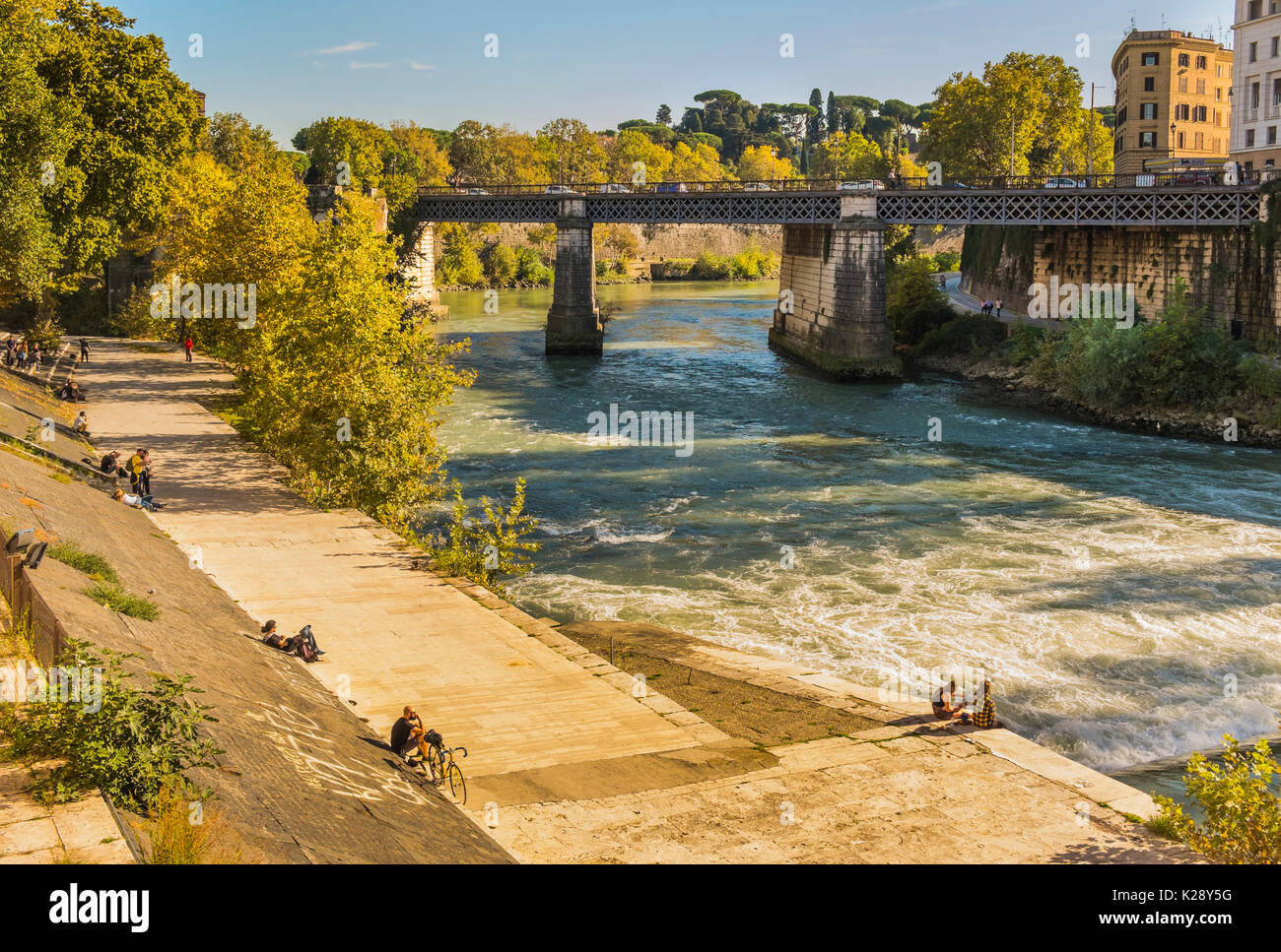 Tiber banks hi-res stock photography and images - Alamy