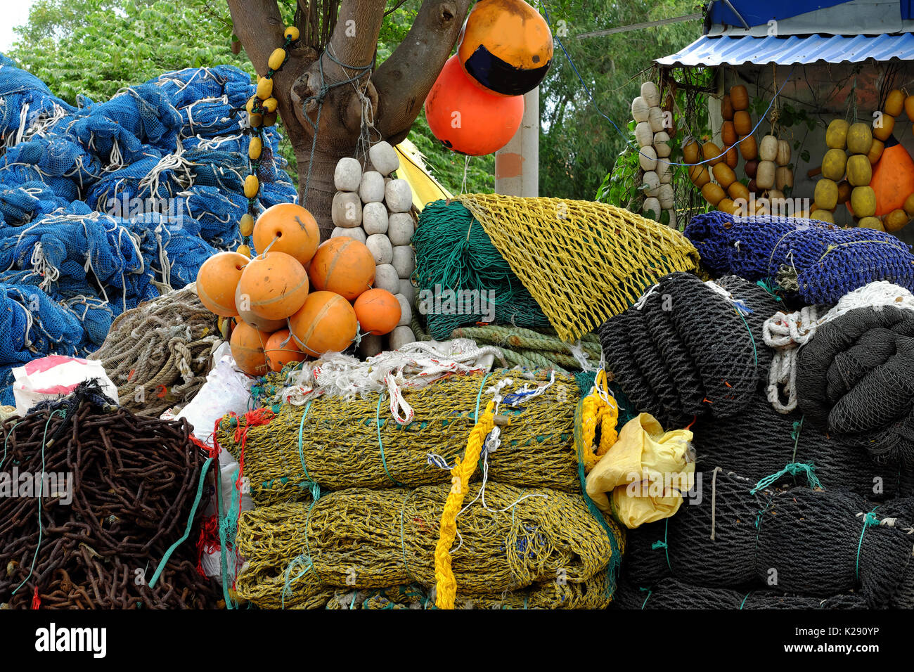 Vietnamese fish farming hi-res stock photography and images - Alamy