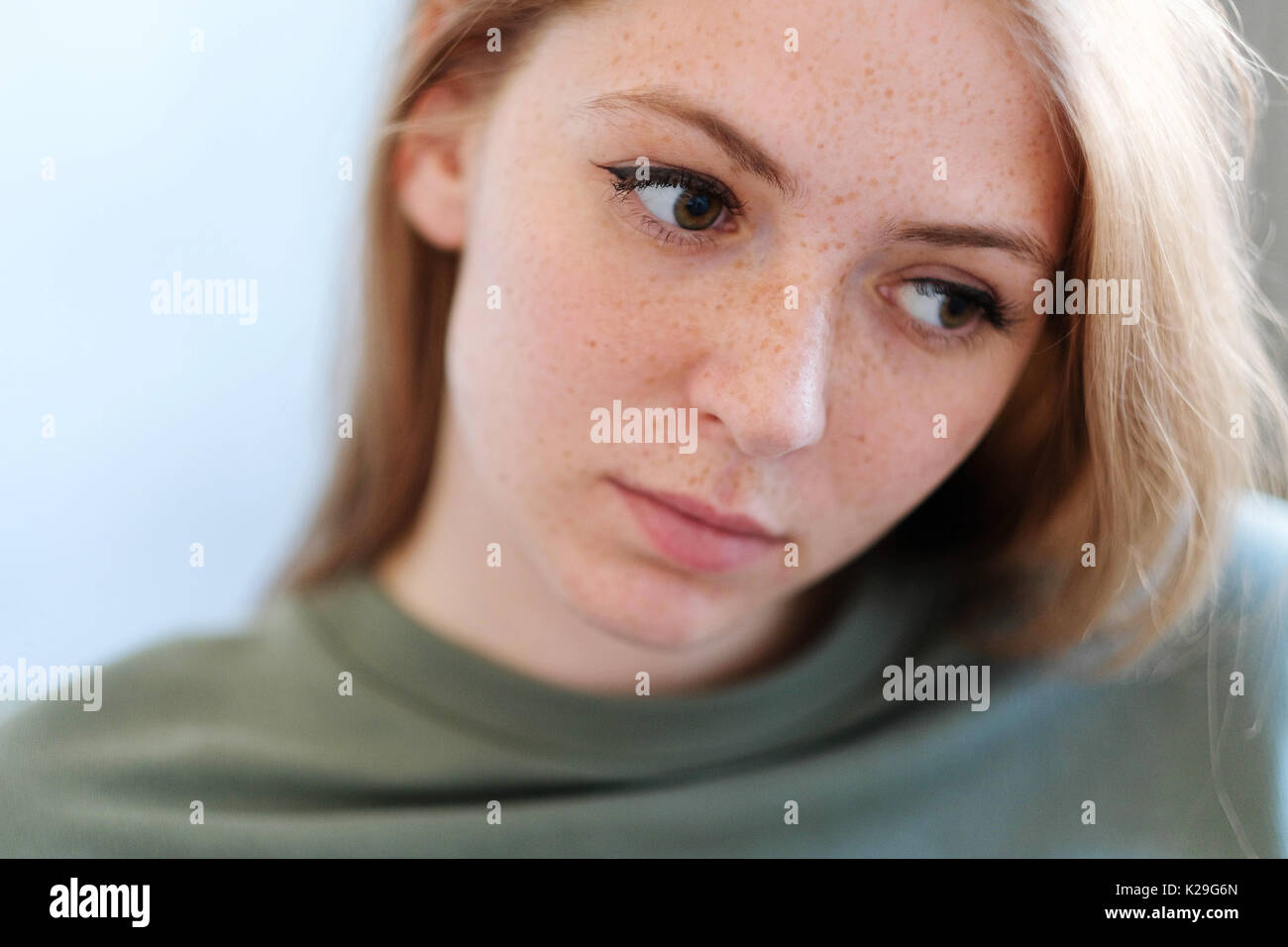 Beautiful woman posing during the day Stock Photo - Alamy