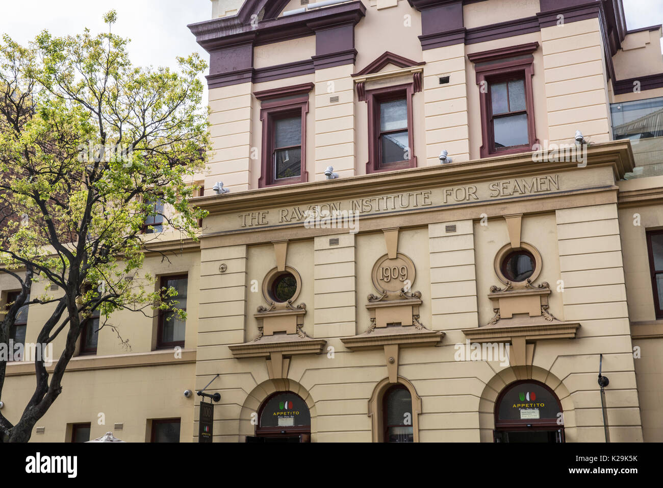 The Rawson Institute for Seamen building in the historical Rocks area ...