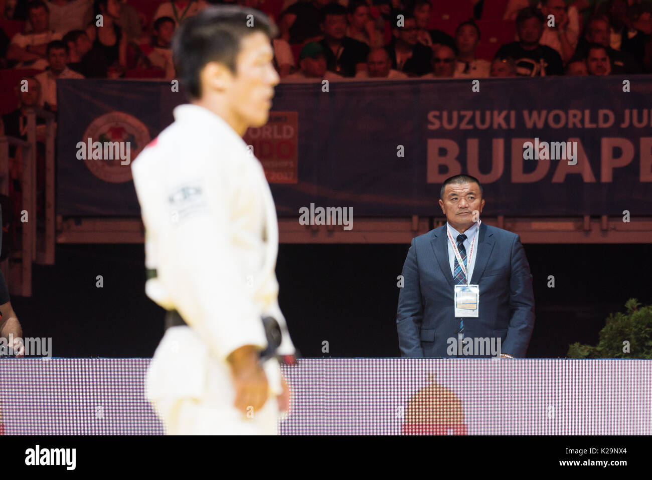 Budapest, Hungary. 28th Aug, 2017. Ganbat Boldbaatar of Mongolia (white ...