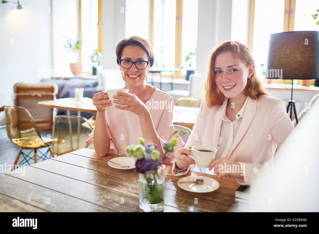 Tea break in cafeteria Stock Photo - Alamy