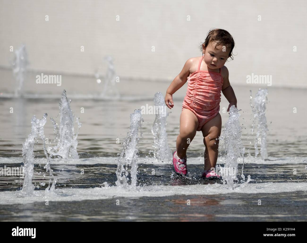 The strong and the weak children hi-res stock photography and images ...