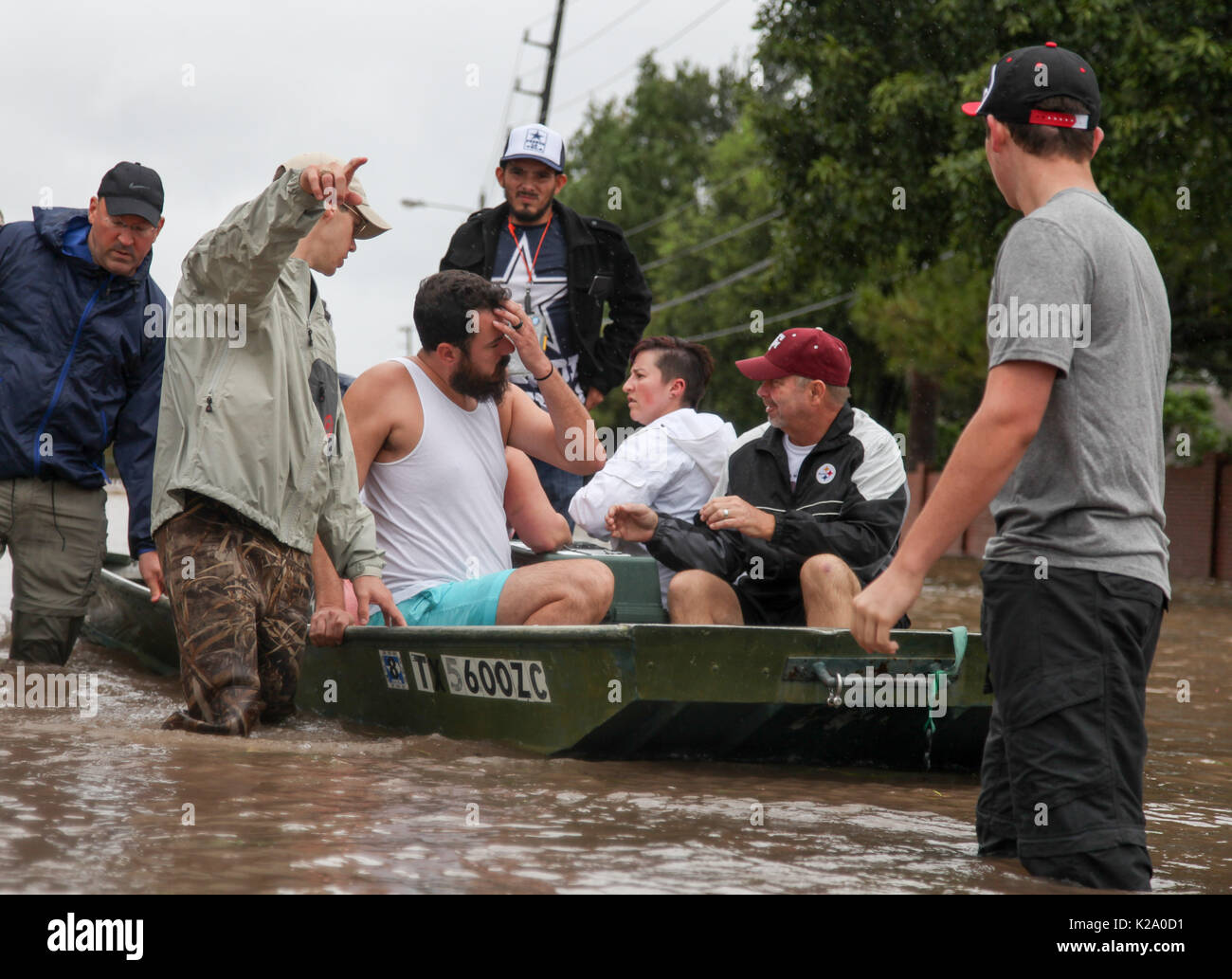 Houston, Texas, USA. 29th August, 2017. Katy Grande Lakes residents ...