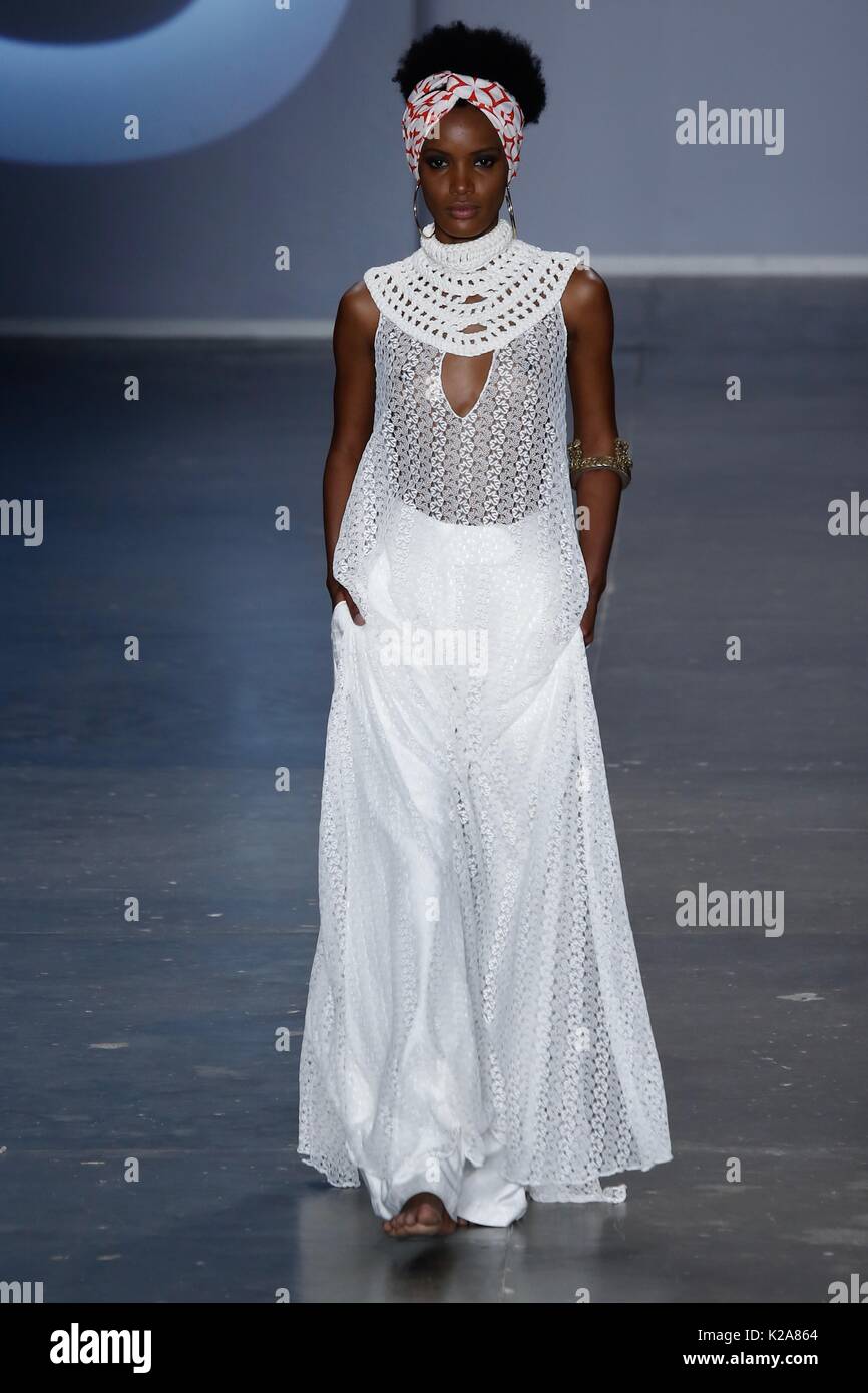 SAO PAULO, BRAZIL – AUGUST 30: A model walks at Top 5 runway at SPFW ...