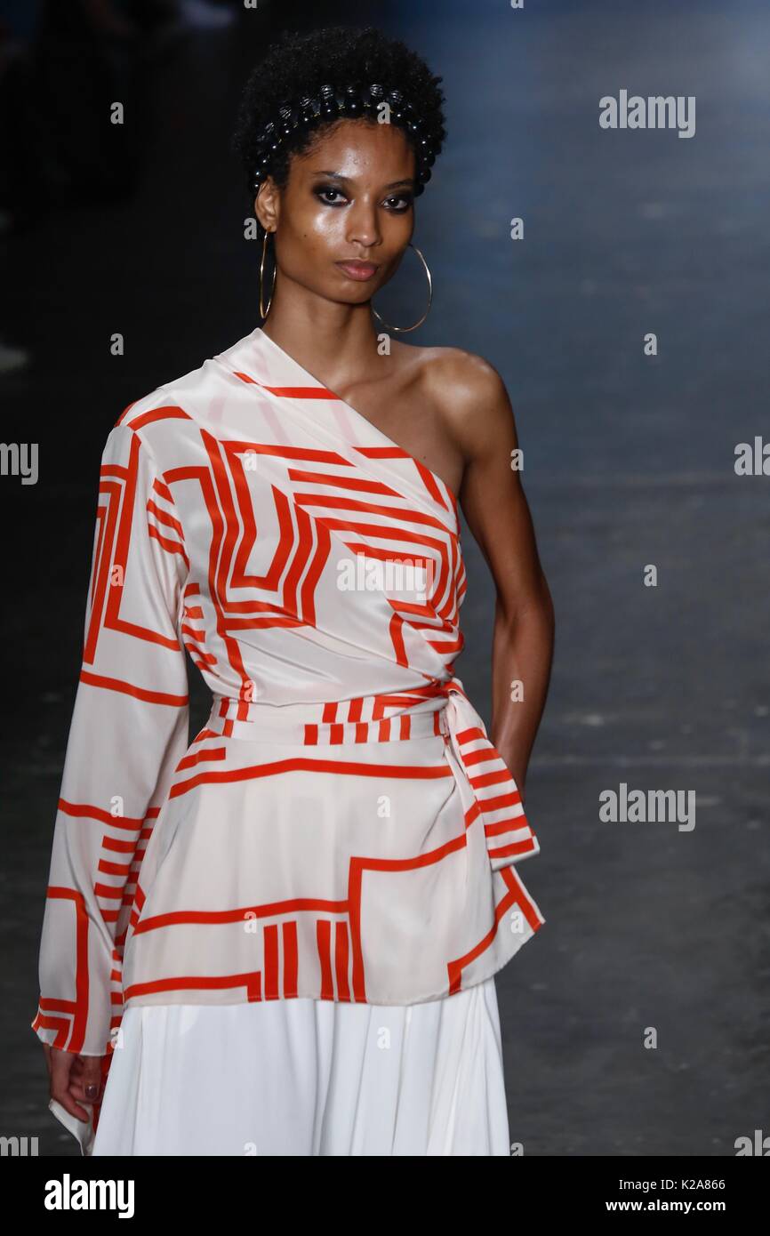 SAO PAULO, BRAZIL – AUGUST 30: A model walks at Top 5 runway at SPFW ...