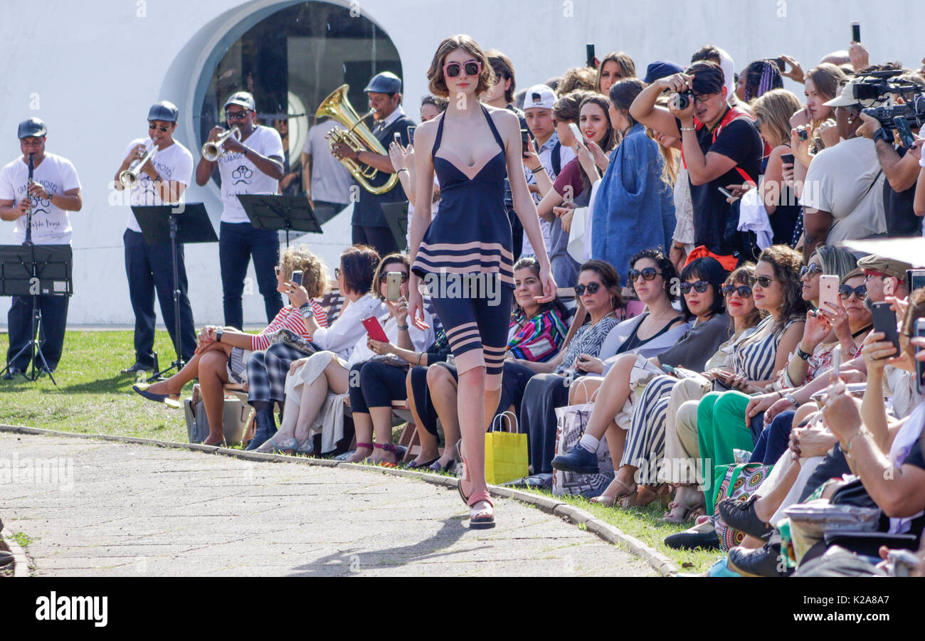 SAO PAULO, BRAZIL – AUGUST 30: A model walks at Ronaldo Fraga runway at ...