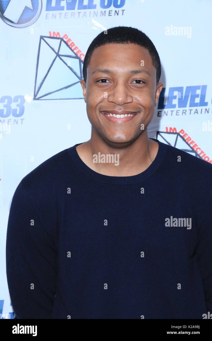 Jerry mackinnon hi-res stock photography and images - Alamy