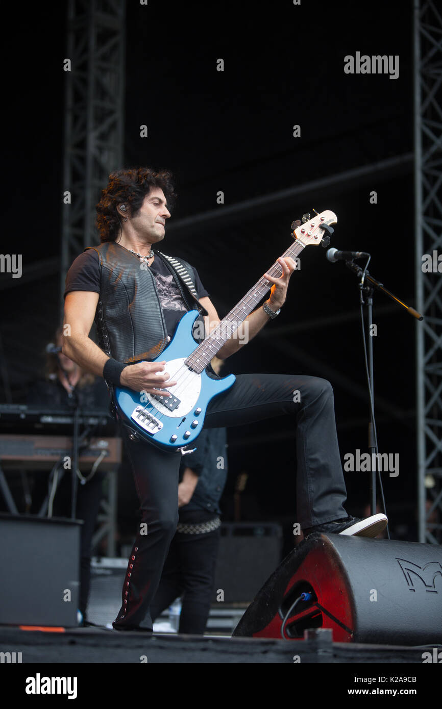 Ramblin' Man Fair - Day 1 - Performances Featuring: Last in Line Where ...