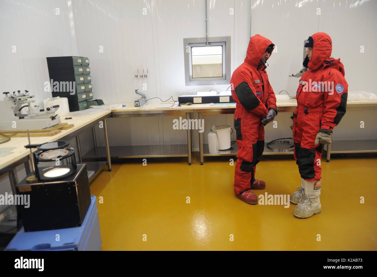 University of Milano Bicocca (Italy), EuroCold laboratory for the ...