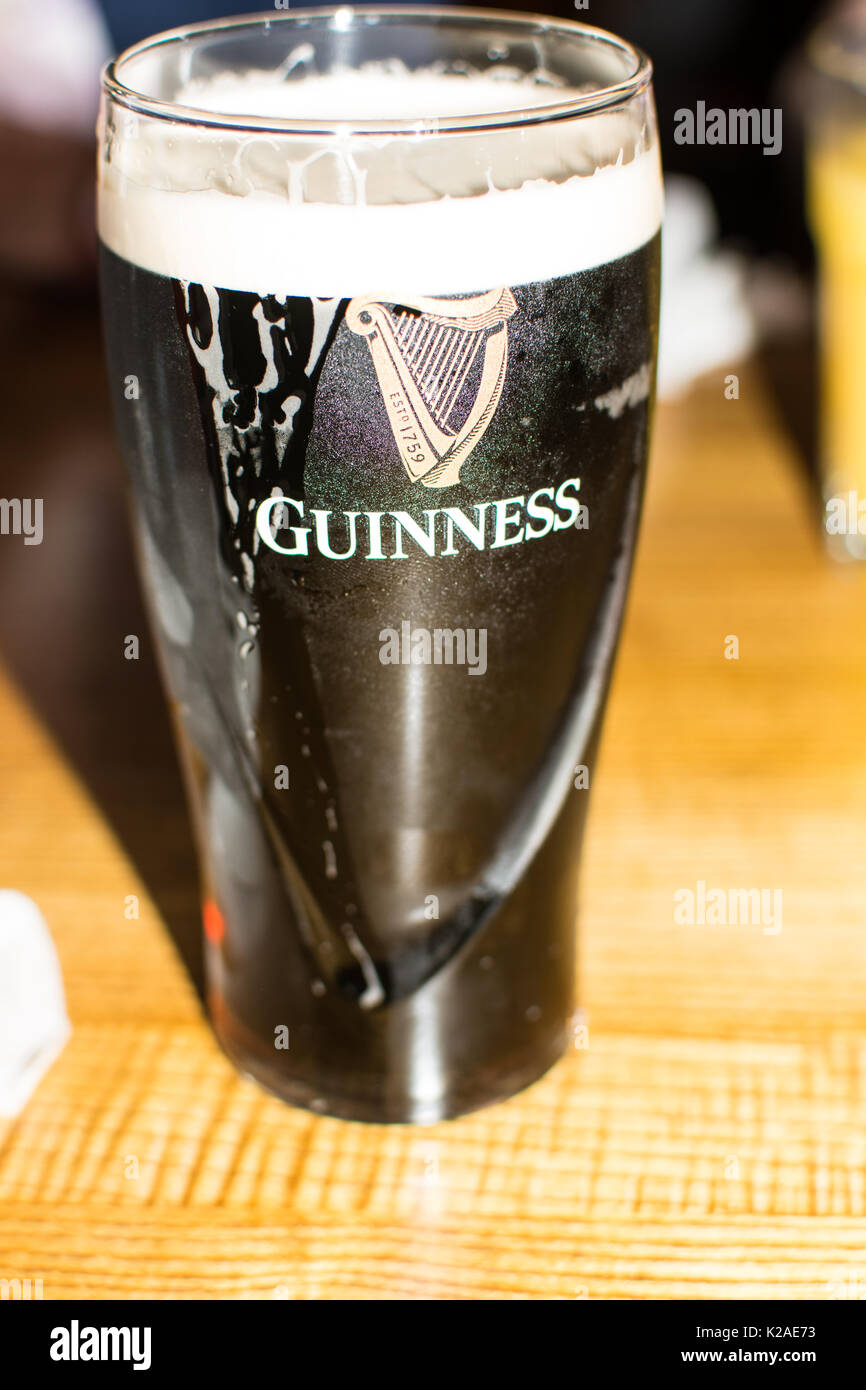 Pint of Guinness Dublin Ireland friends drink tasty bitter Irish drunk ...