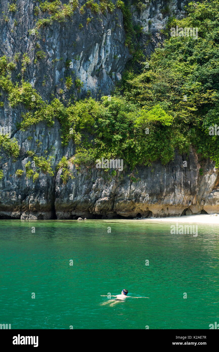 Water tourism hi-res stock photography and images - Alamy