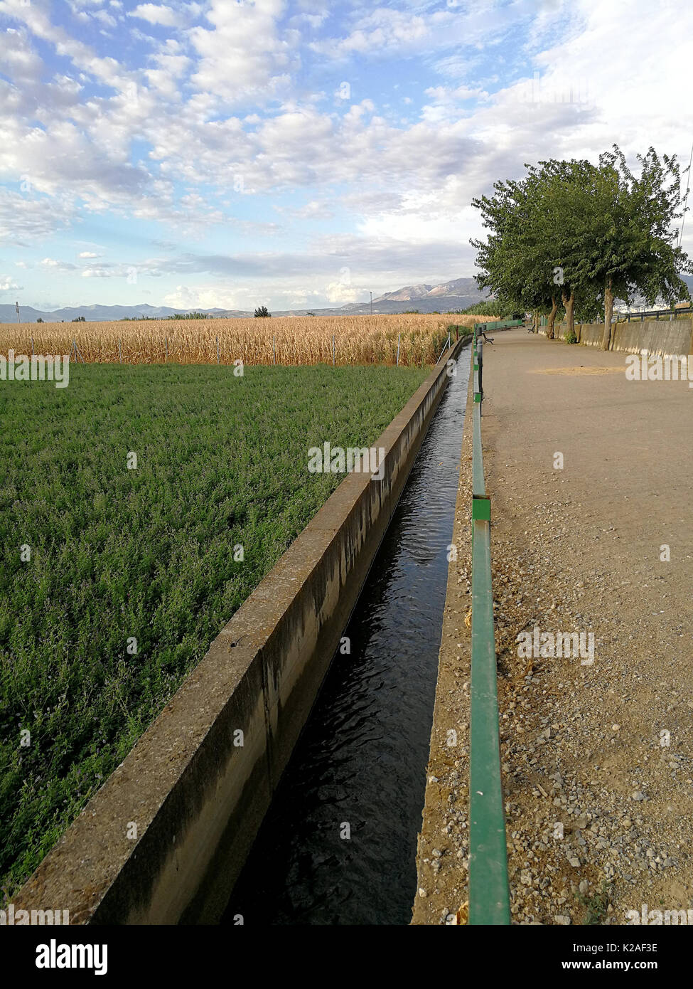 Irrigated ditch hi-res stock photography and images - Alamy