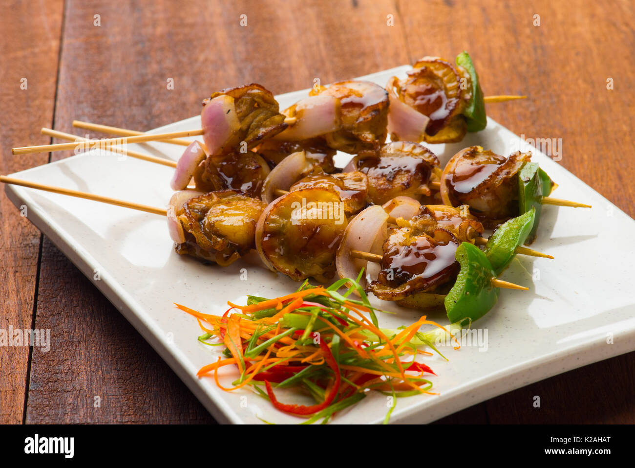 Skewered meal hi-res stock photography and images - Alamy