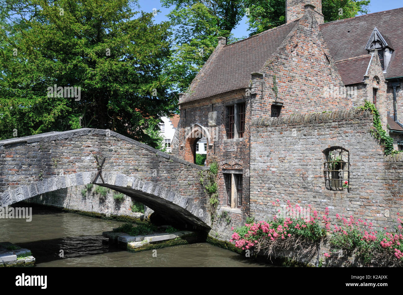 Small footbridge over a tranquil canal close to the museums in the ...