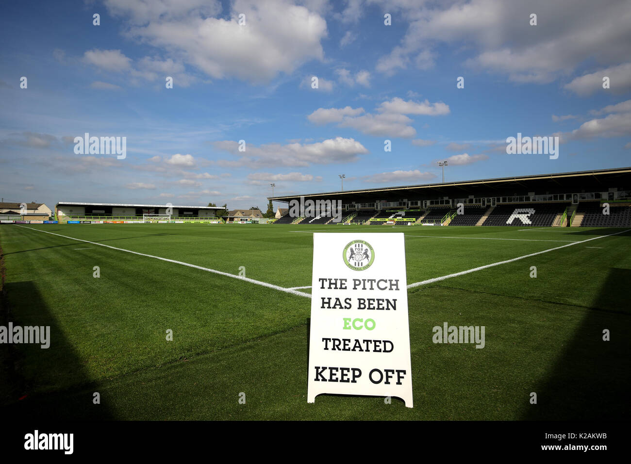 Rovers forest green lawn view hi-res stock photography and images - Alamy