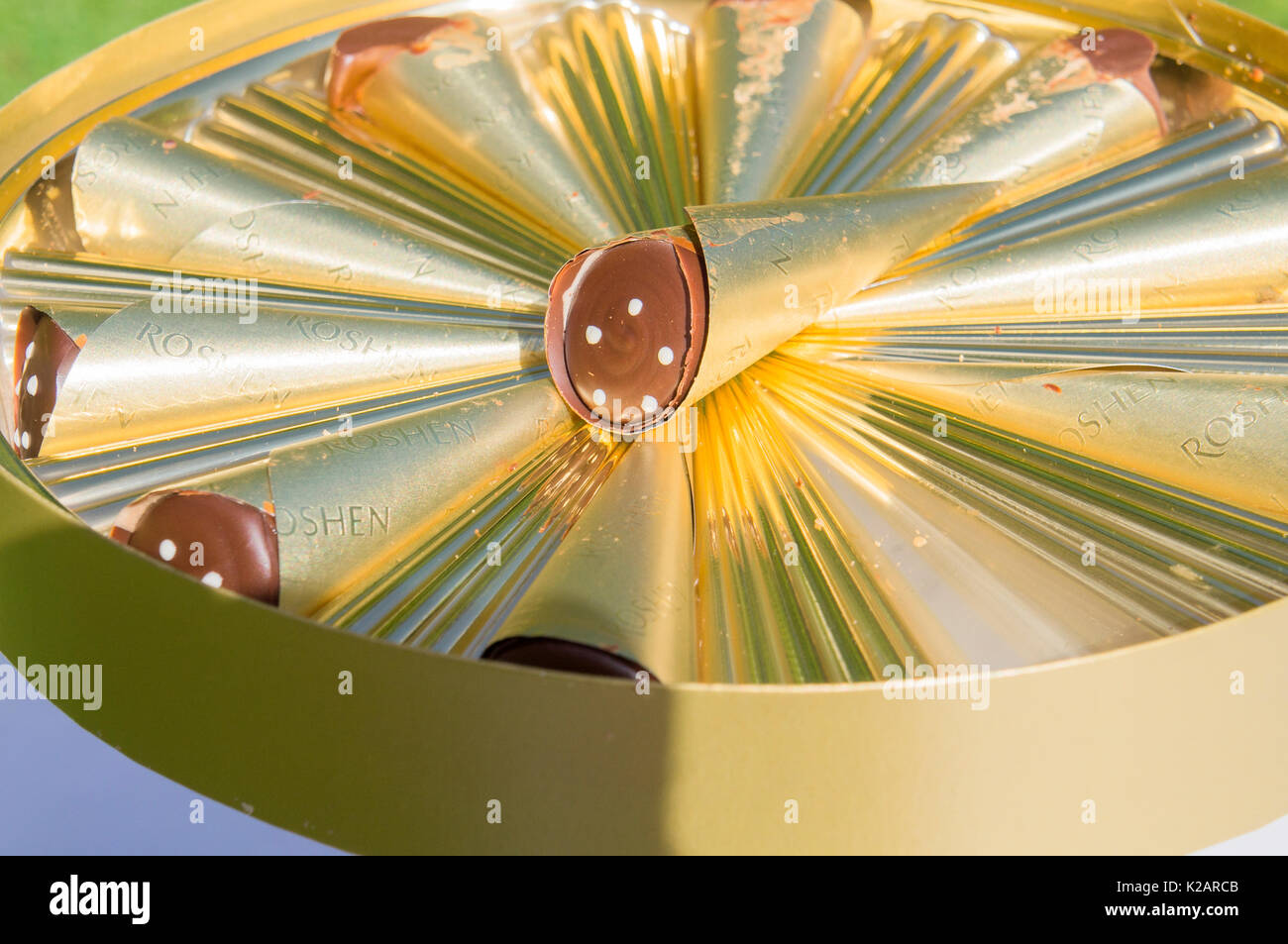 Candy Roshen Strila podilska 250g box Ukraine, sweet box, bonbonniere ...