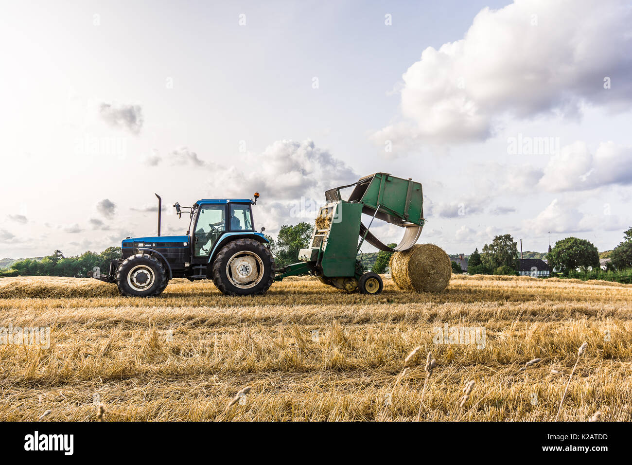 Baling machine hi-res stock photography and images - Alamy