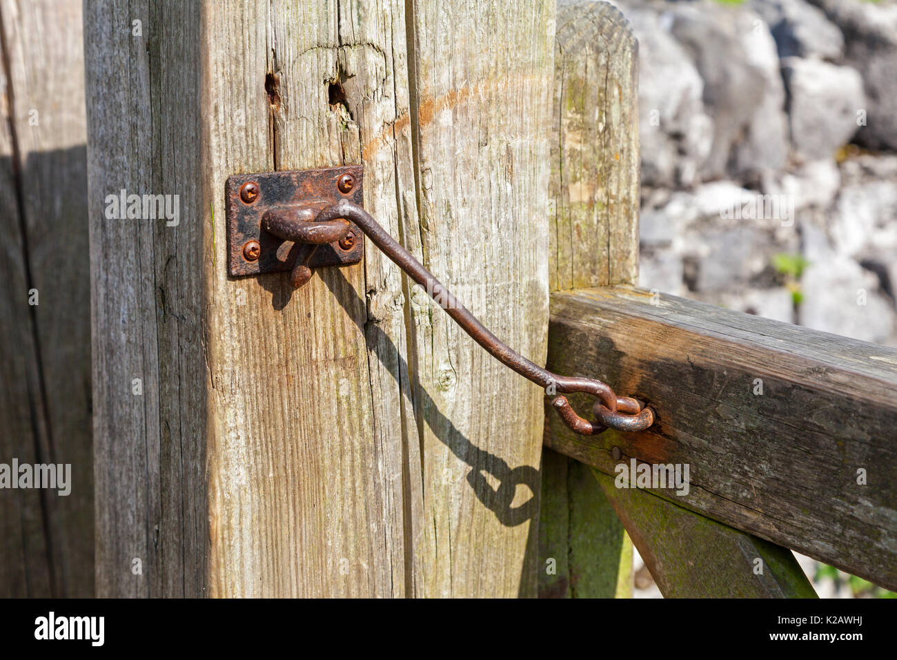 Hook latch hi-res stock photography and images - Alamy
