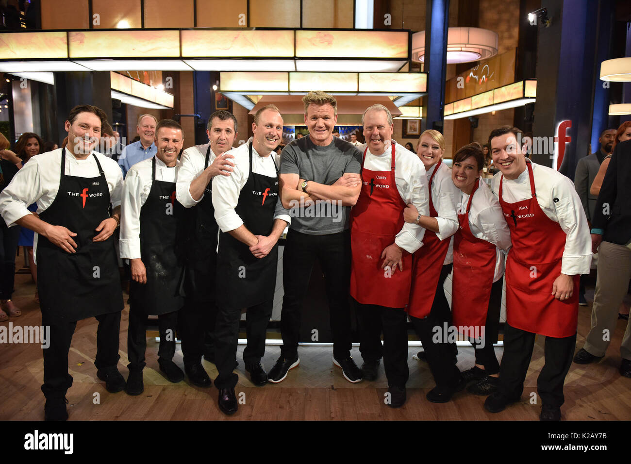 THE F WORD WITH GORDON RAMSAY, Gordon Ramsay (ctr), Contestants in ...