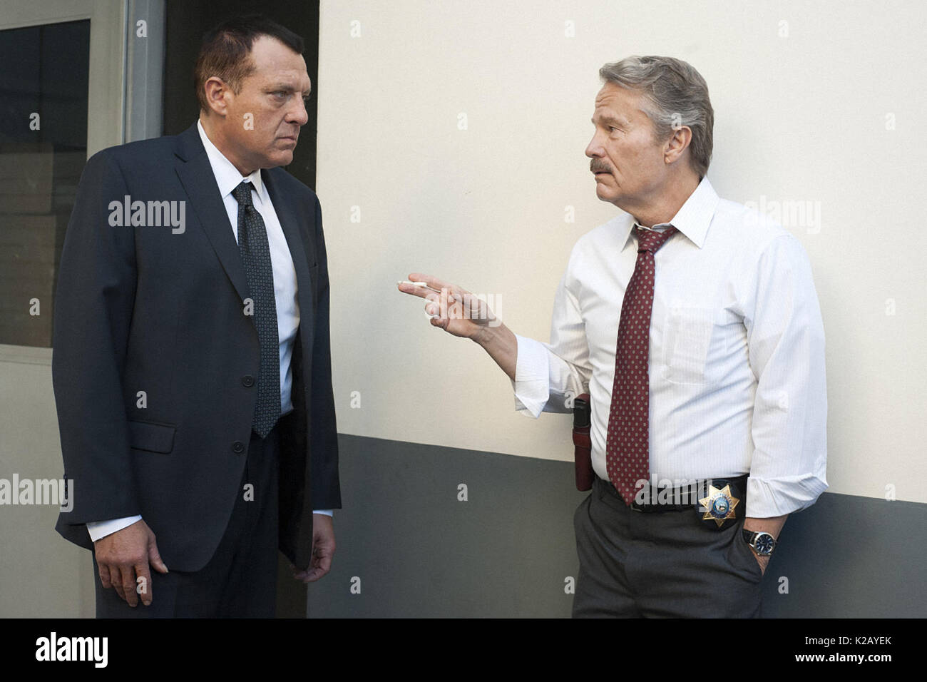 TWIN PEAKS, l-r: Tom Sizemore, John Savage in 'What story is that ...