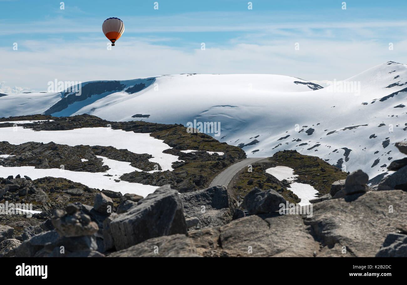 Geirangerfjord balloon hi-res stock photography and images - Alamy