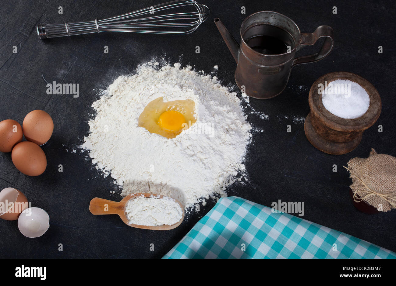 Flour cooking utensils on hi-res stock photography and images - Alamy