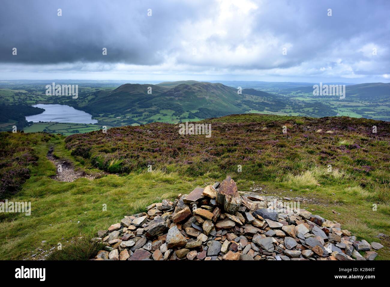 Low Fell and Fellbarrow from Melbreak cairn Stock Photo - Alamy