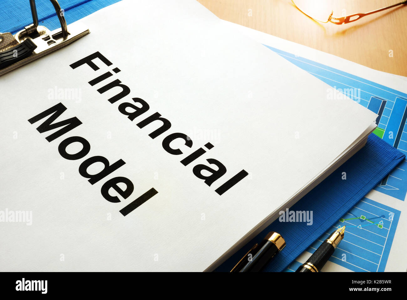 Marketing model hi-res stock photography and images - Alamy