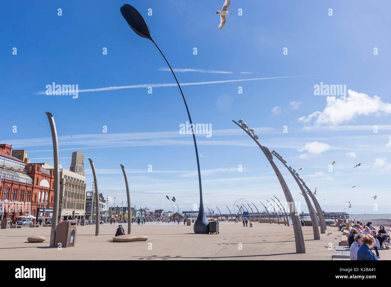 Wind sculpture hi-res stock photography and images - Alamy