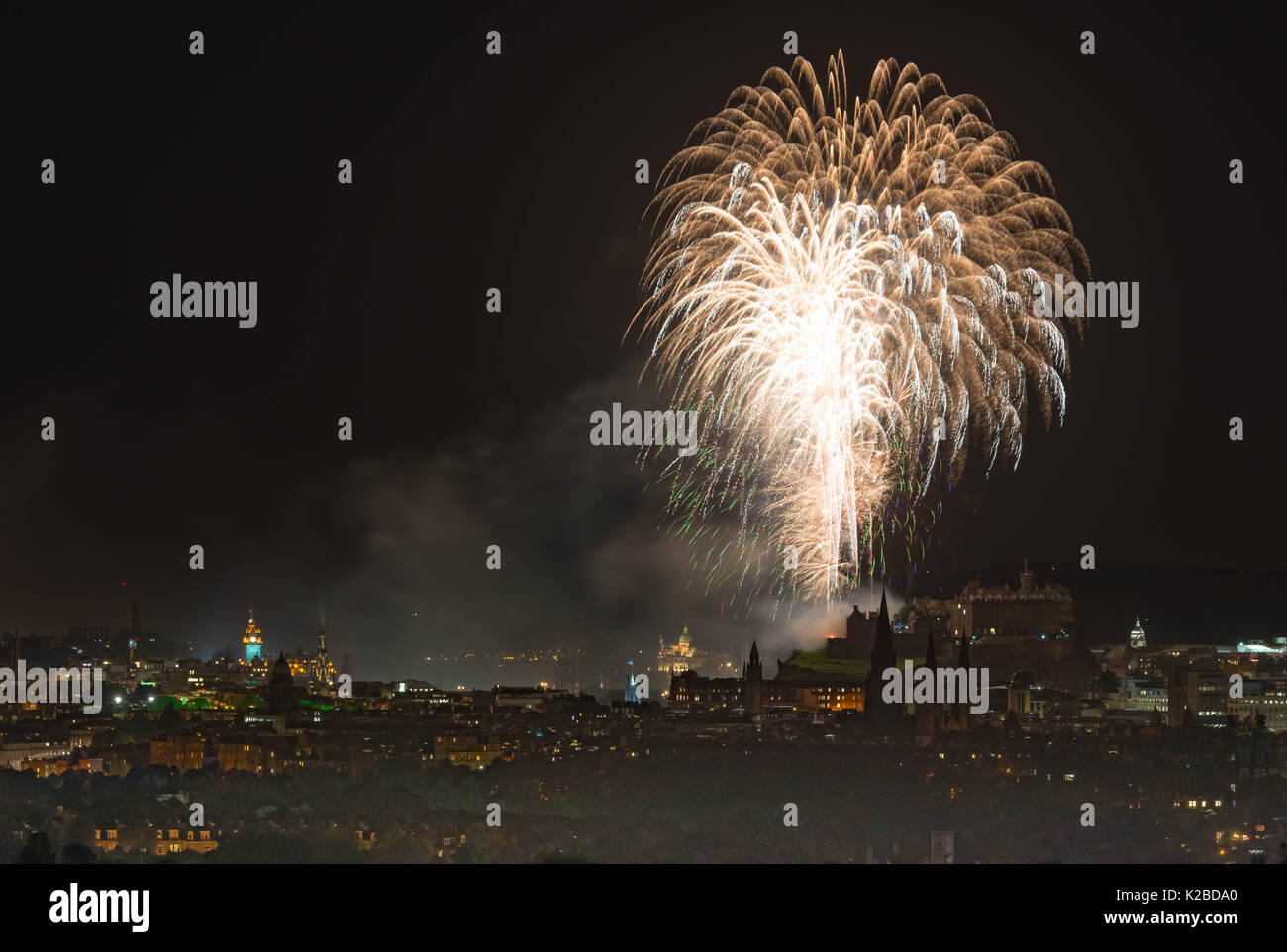 Fireworks performance at Edinburgh Castle, at the end of the Edinburgh ...
