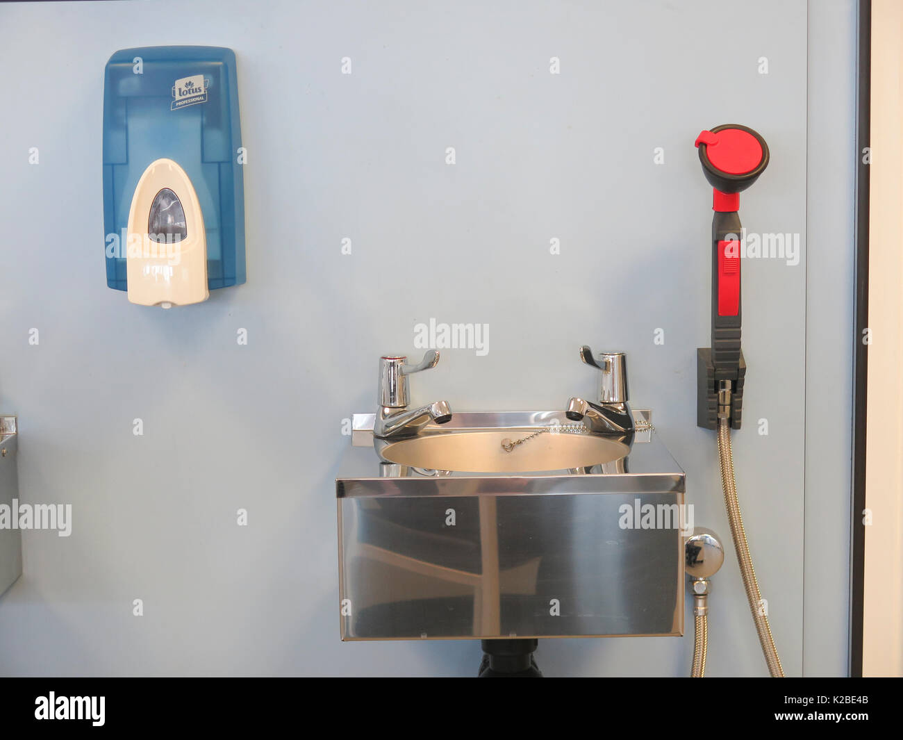 Emergency washing station in laboratory Stock Photo - Alamy