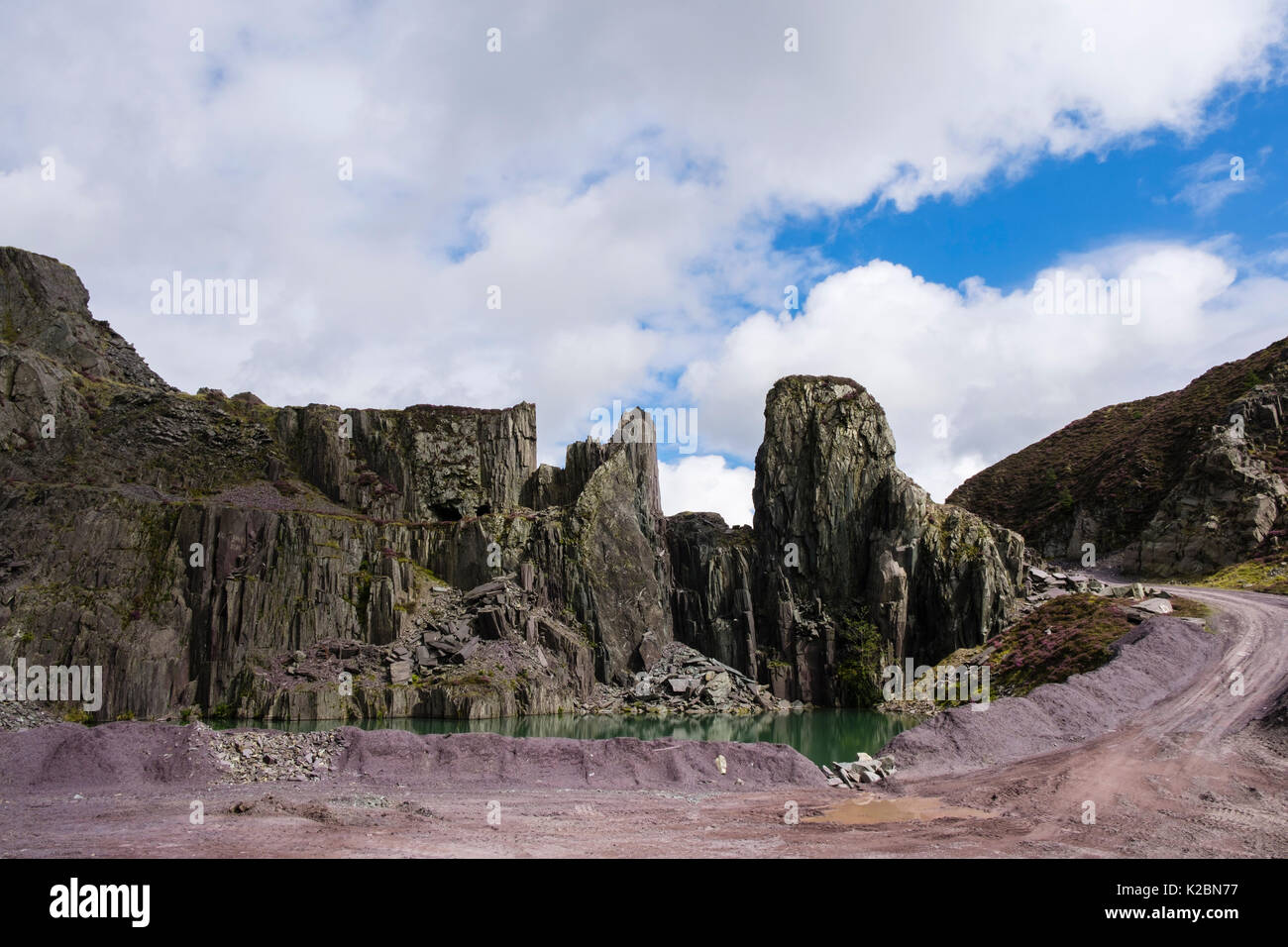 Moel Tryfan slate quarry workings. Caernarfon, Gwynedd, North Wales, UK ...