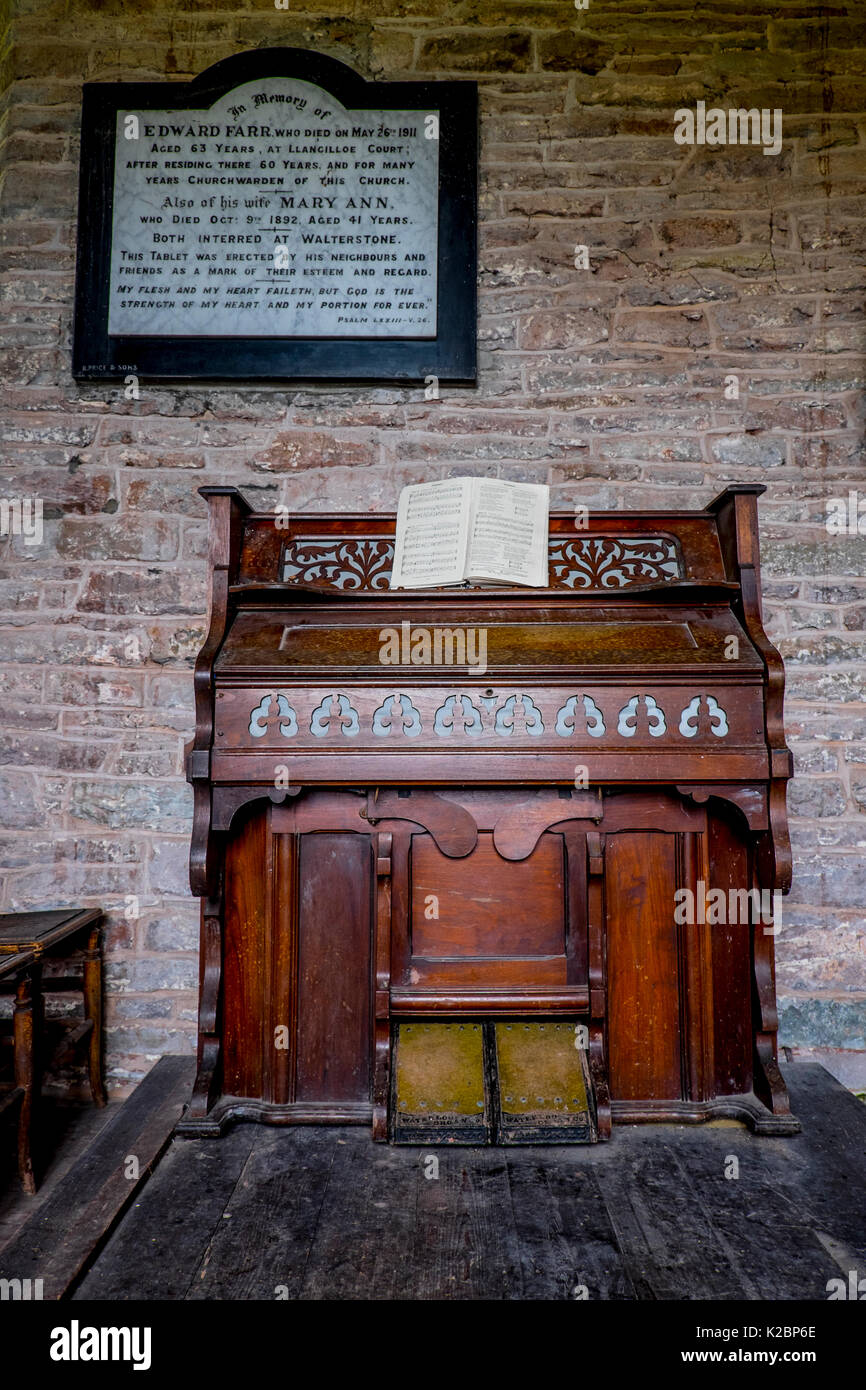 old church organ Stock Photo - Alamy