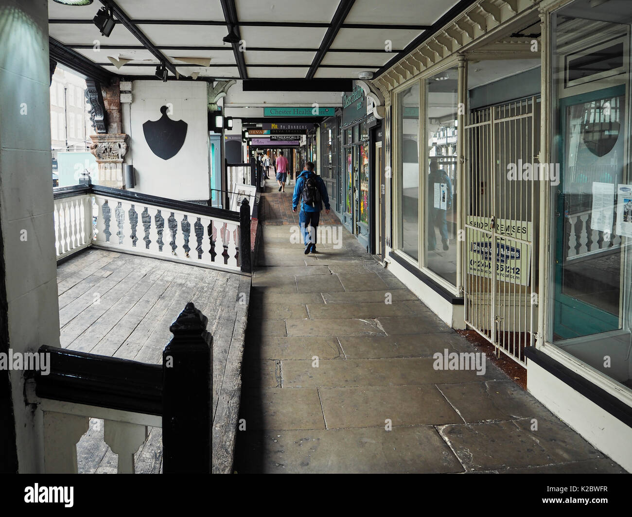 Upper level shops in Chester Stock Photo - Alamy
