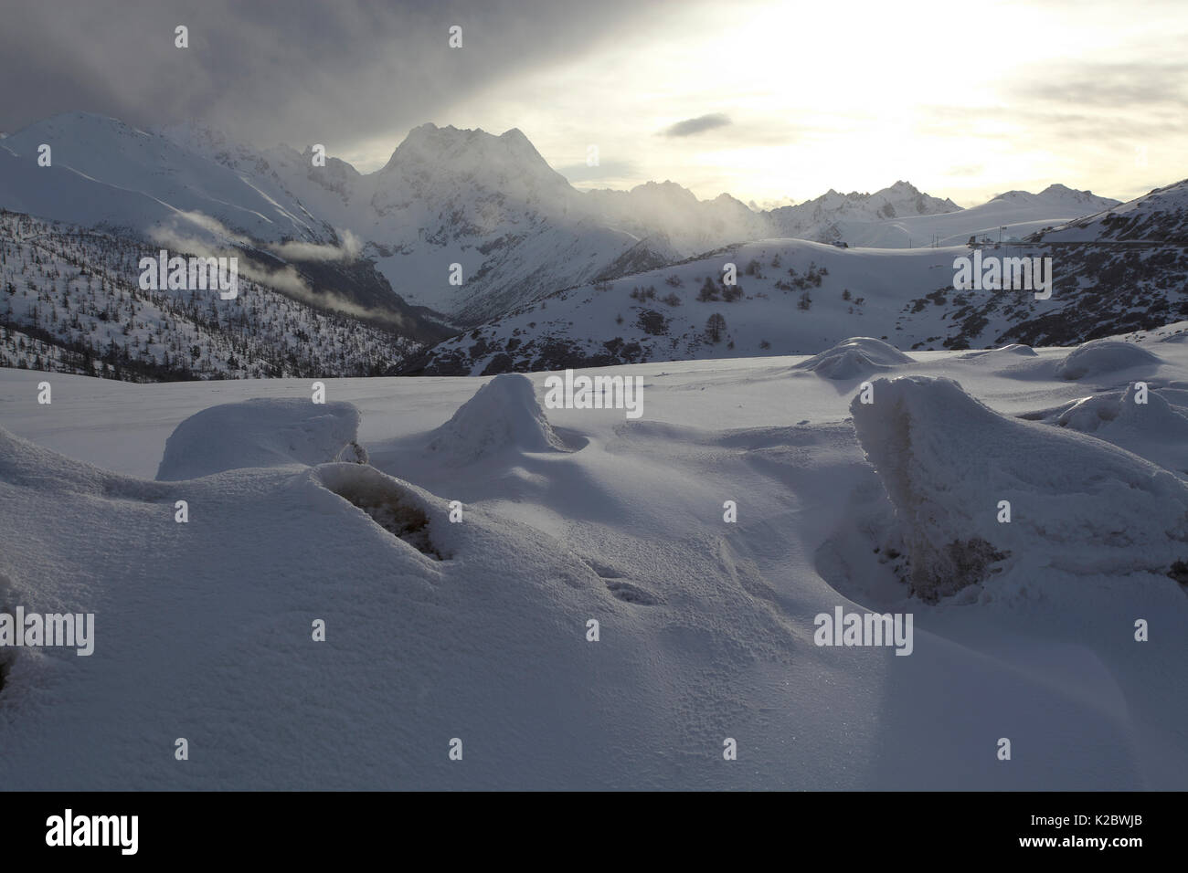 Snowy mountain landscape with cloudy sky, Baima Snow Mountain Nature ...