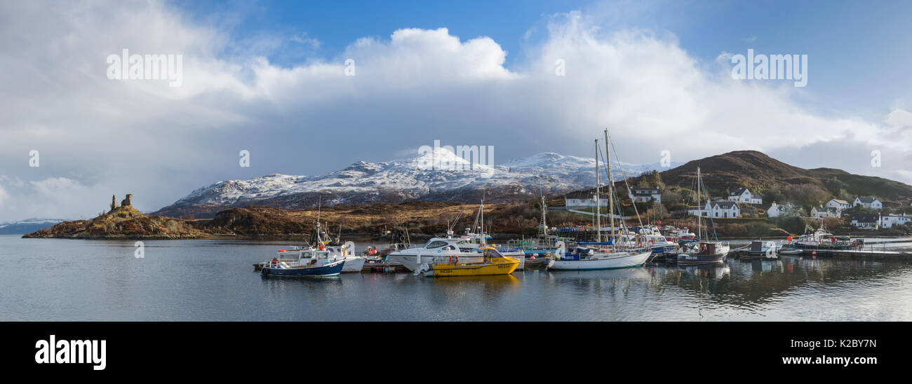 Kyleakin harbour, with the ruins of Caisteal Maol on the left. Isle of ...