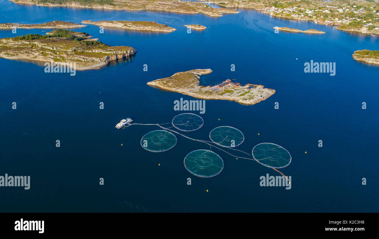 Salmon fish farm. Hordaland, Norway Stock Photo - Alamy