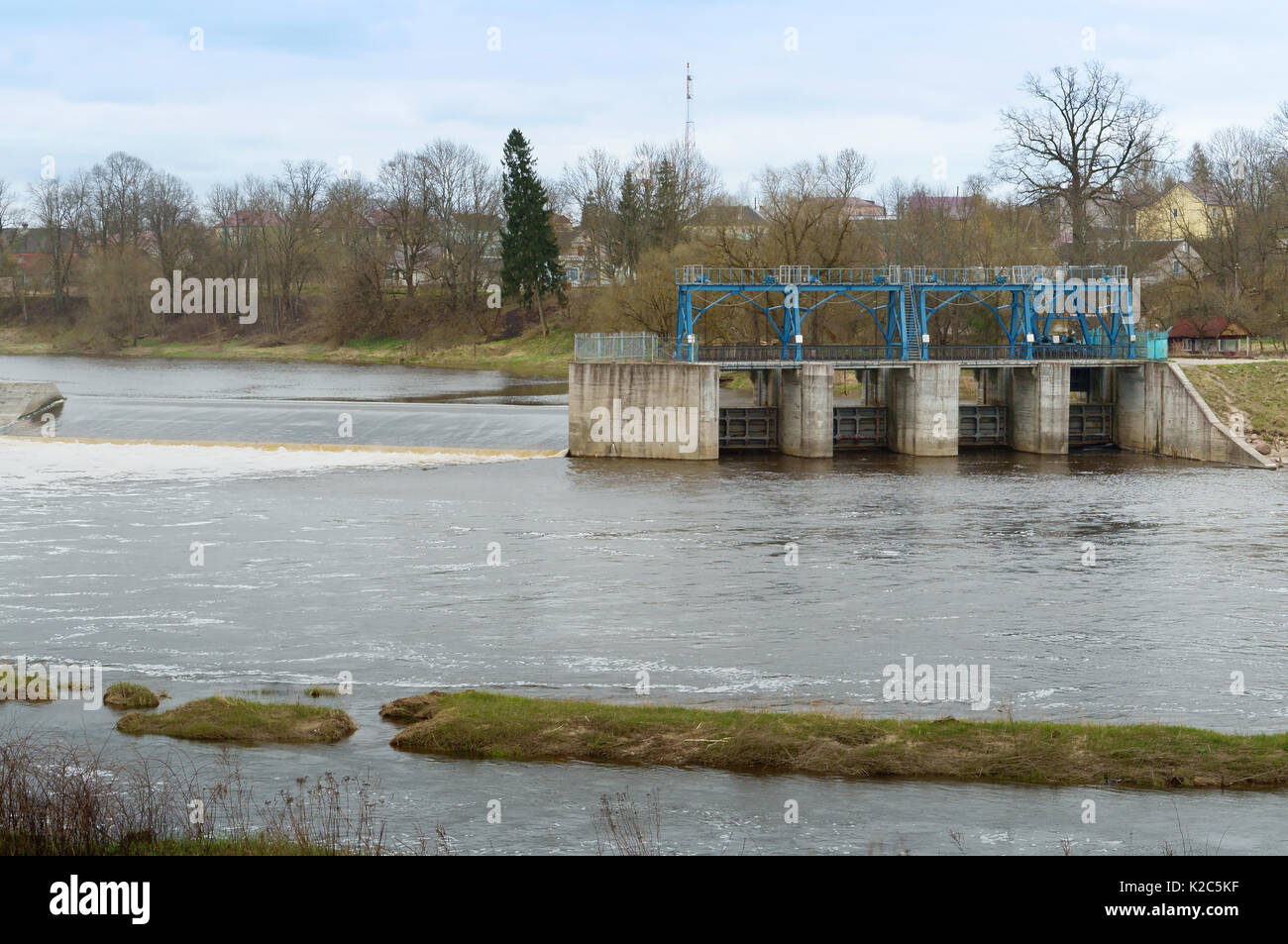 hydraulic structure, the gateway, the river dam and reservoir Stock ...