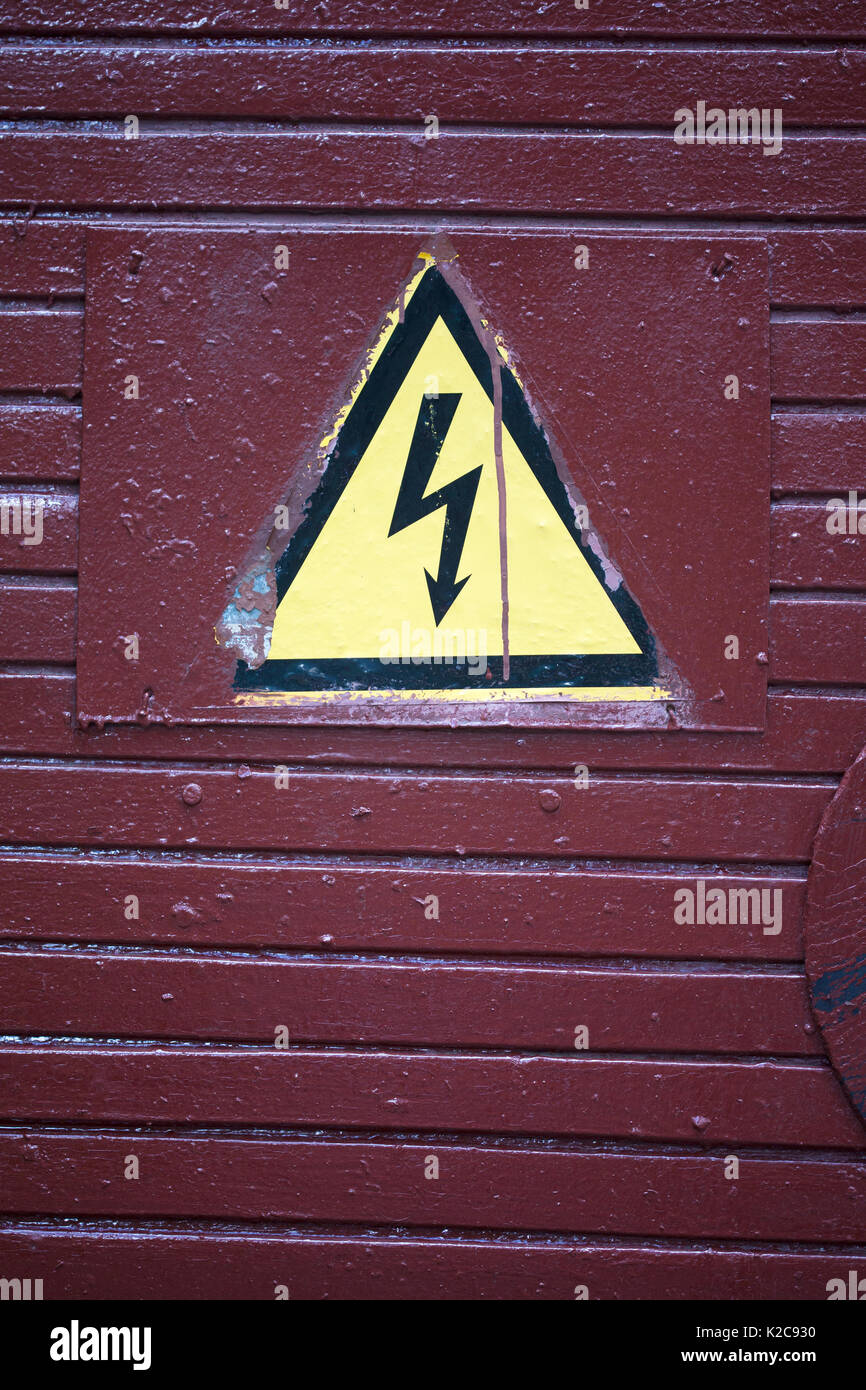 Danger zone arrow hi-res stock photography and images - Alamy