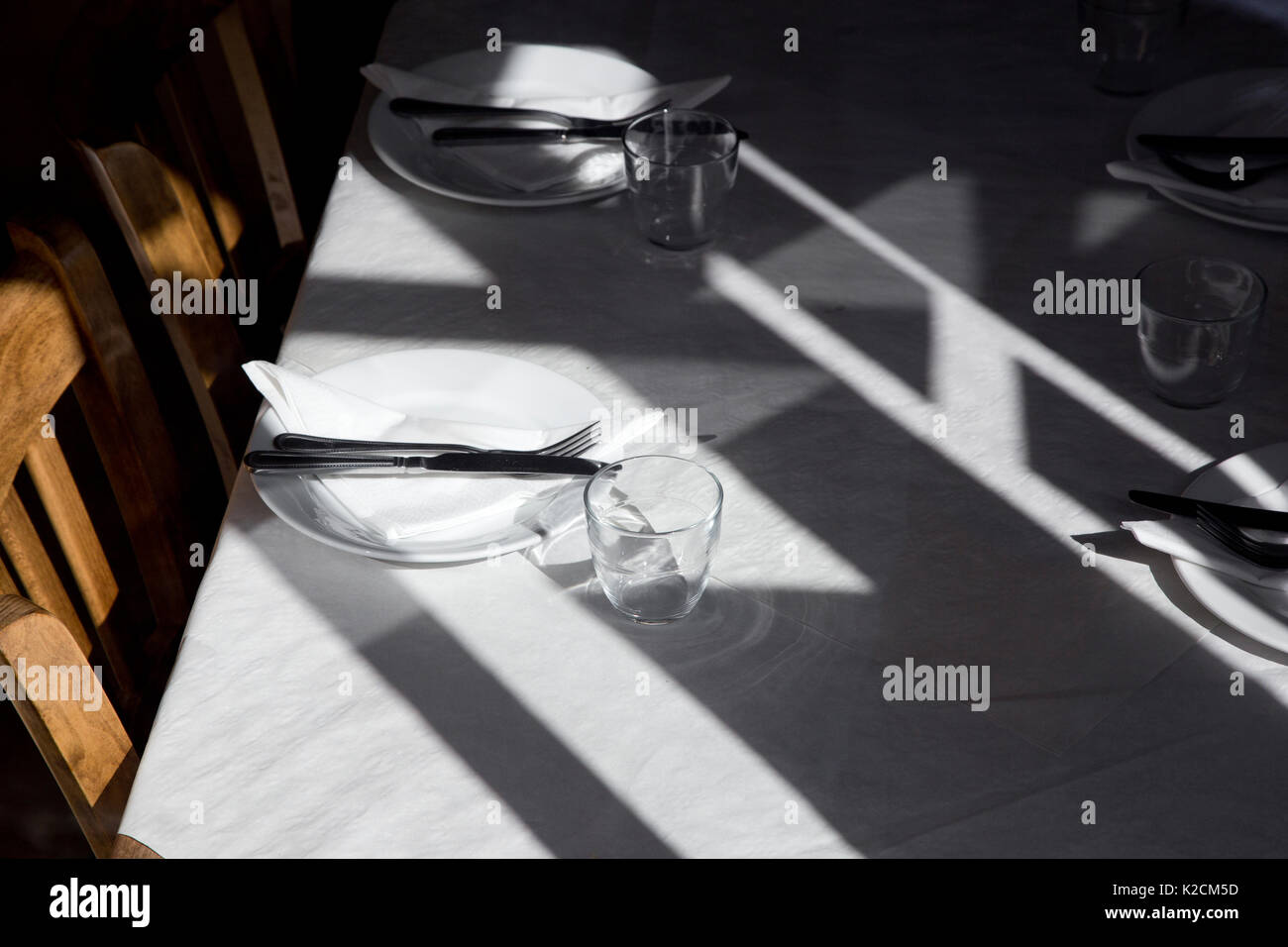 Tableset hi-res stock photography and images - Alamy
