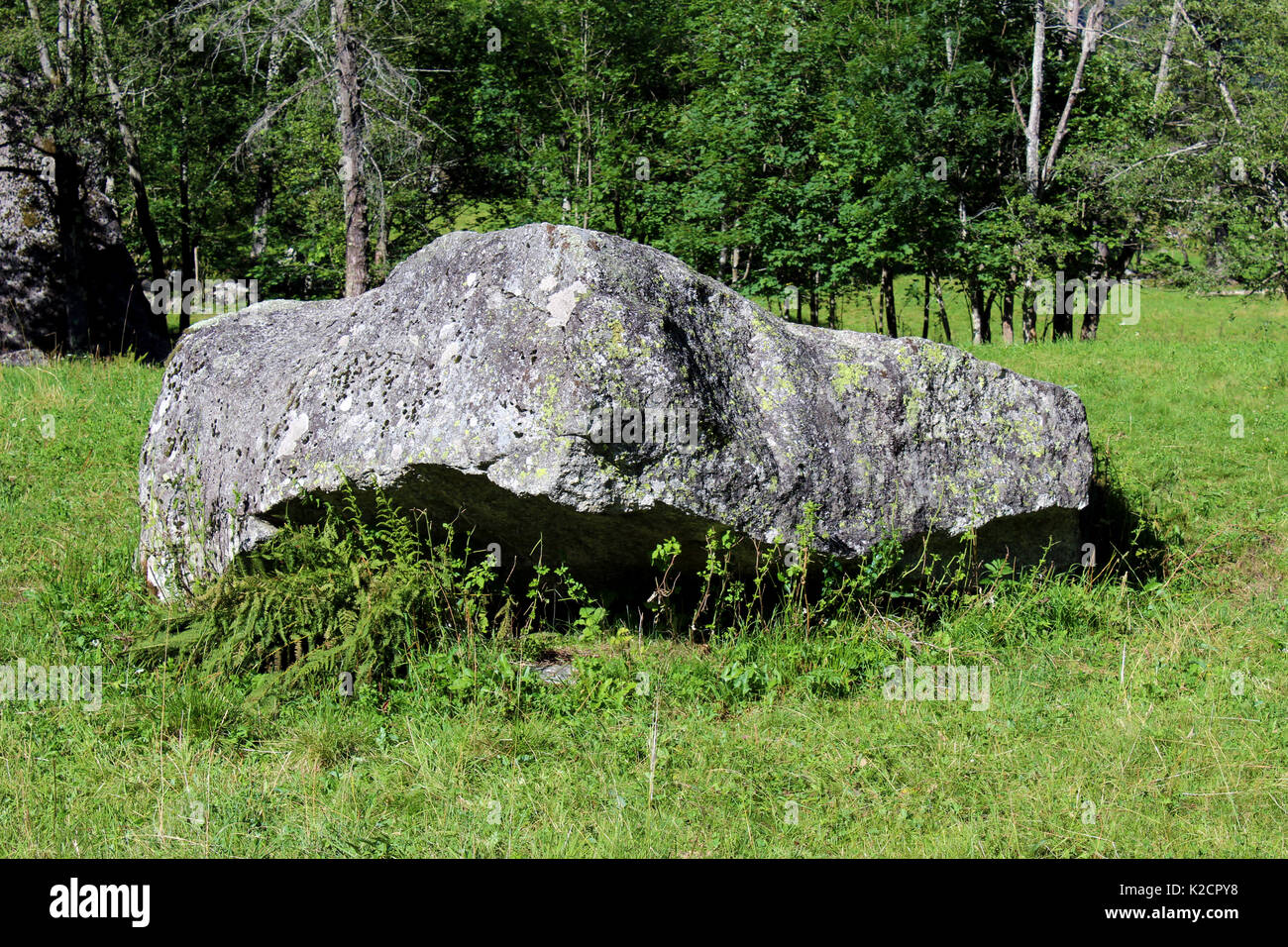 Erratic boulders ice hi-res stock photography and images - Alamy
