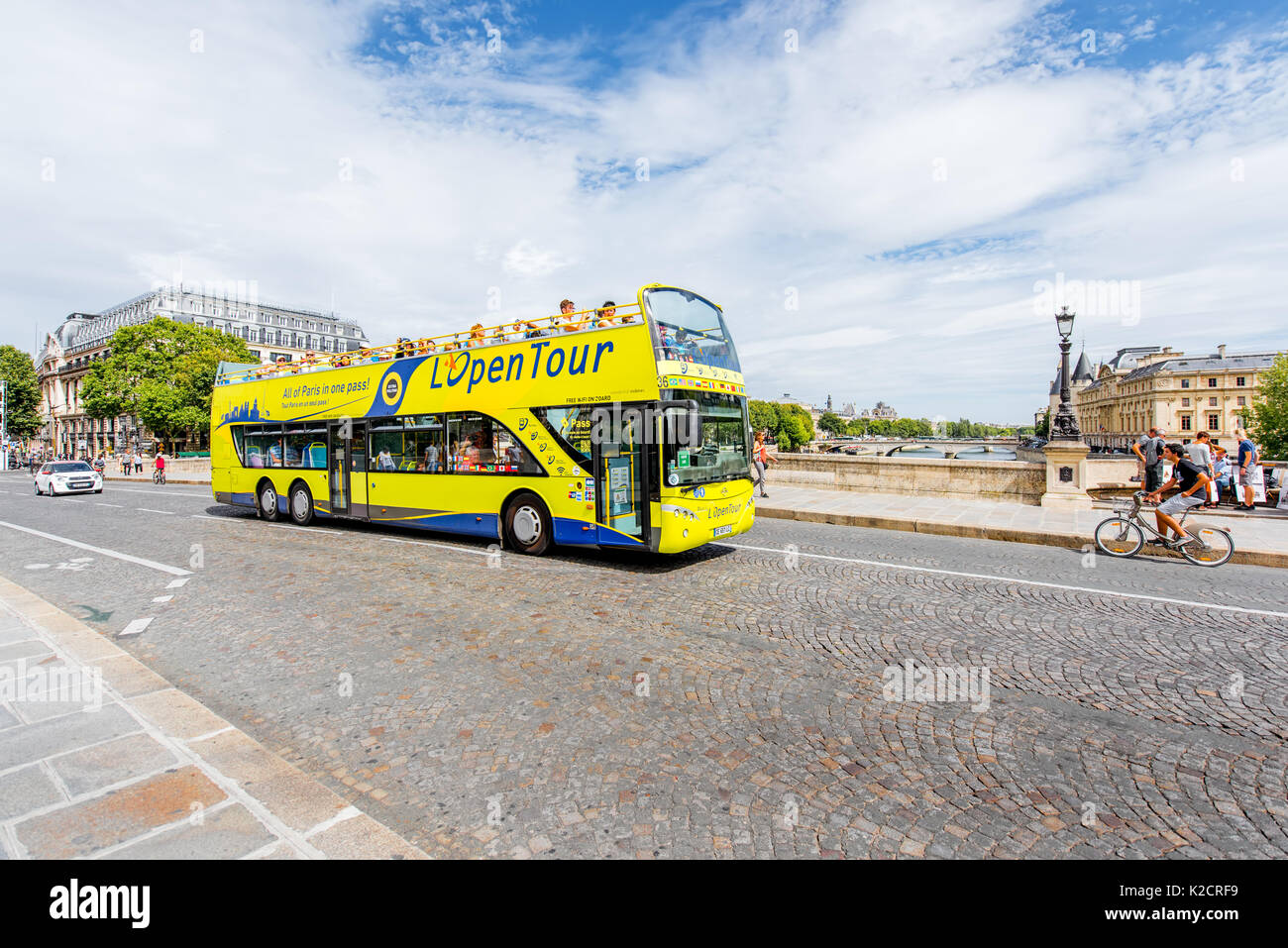 Tourist bus in Paris Stock Photo - Alamy