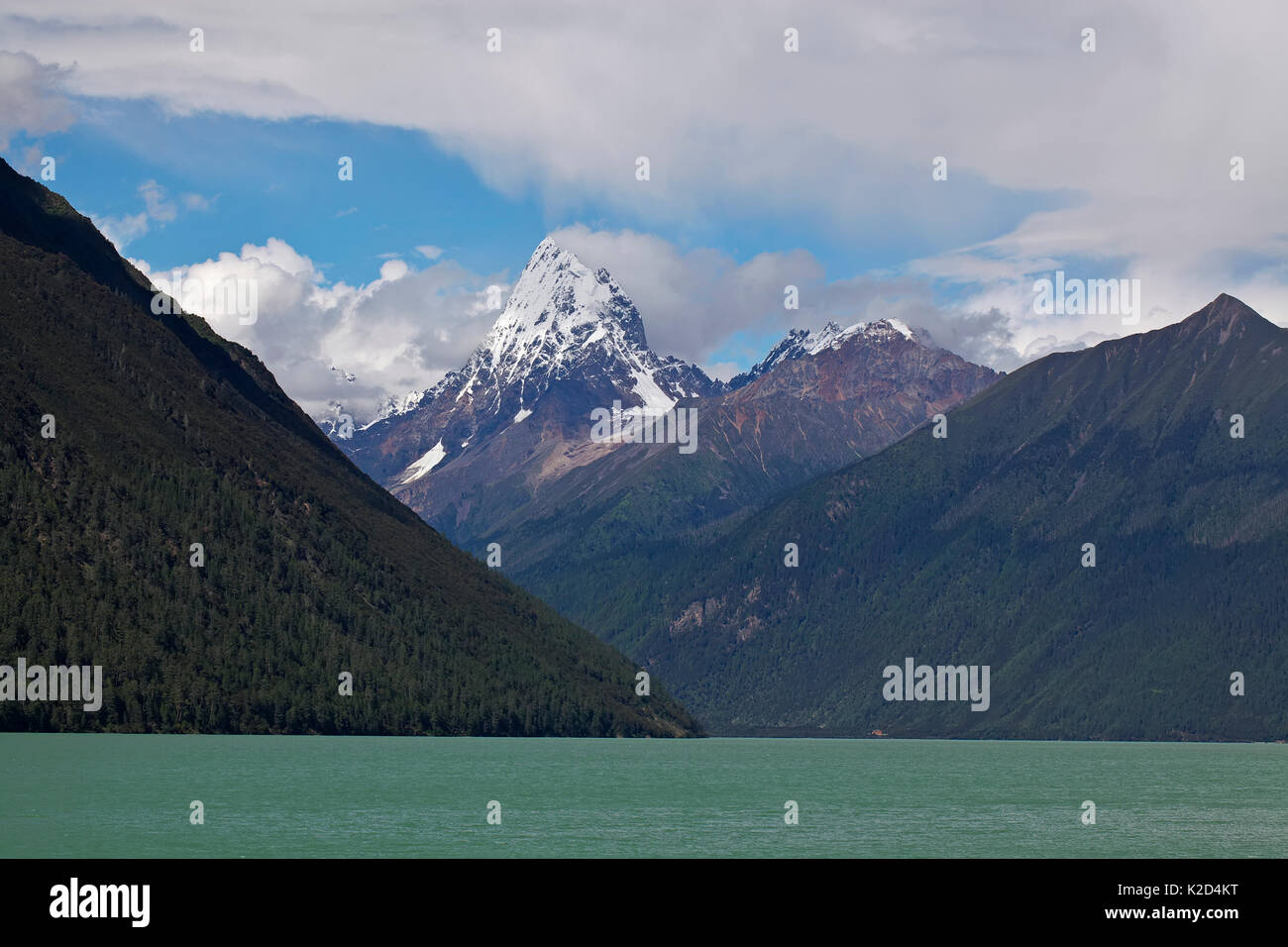 Mountain landscape around lake, Basongcuo National Park, Qinghai-Tibet ...