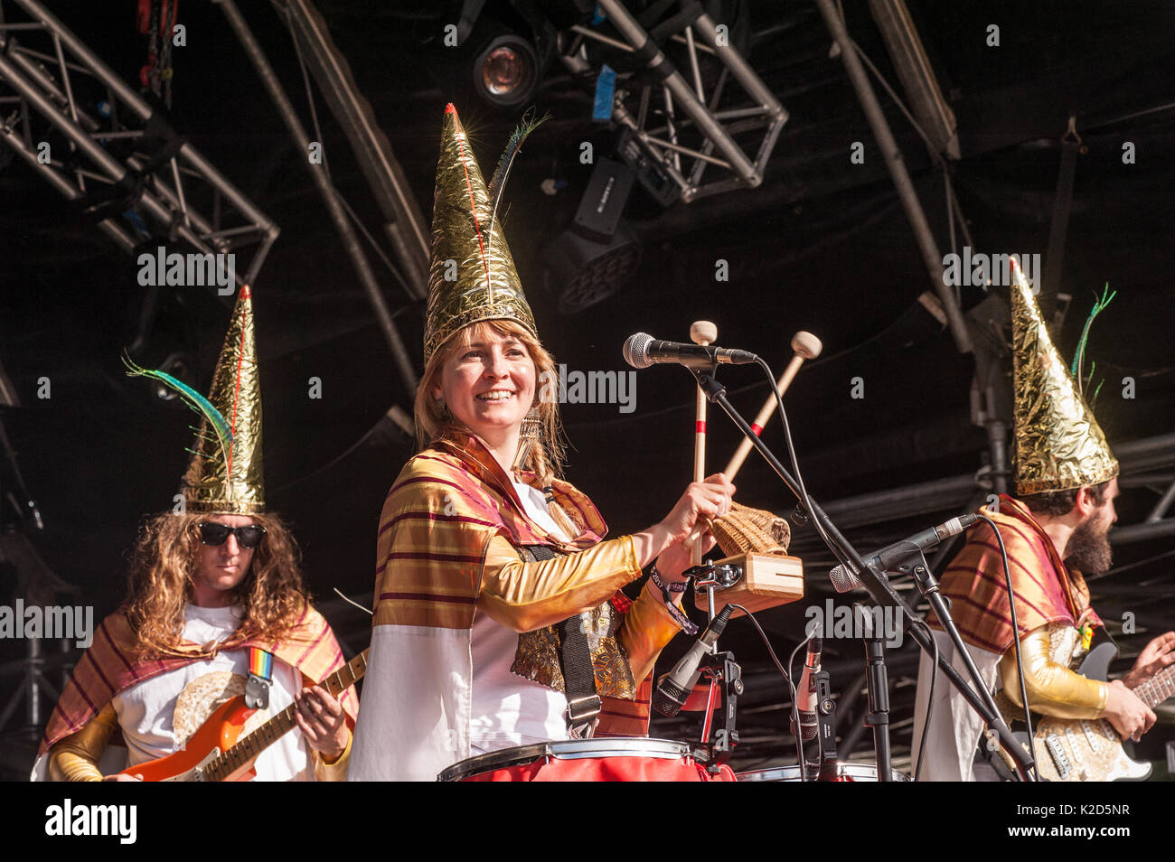 King lagoons flying swordfish dance band hi-res stock photography and ...