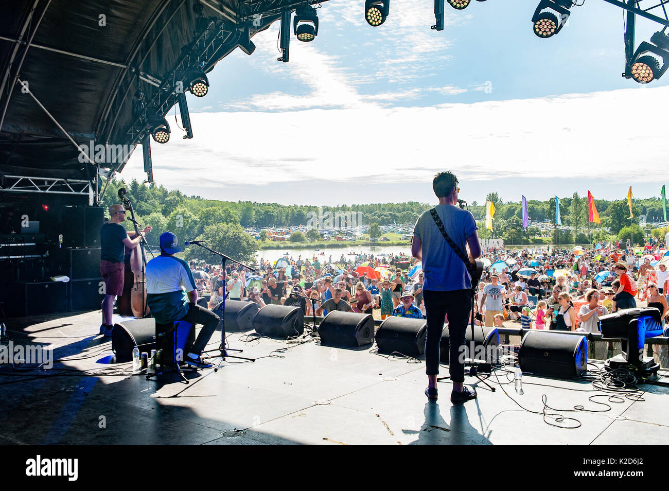 Thrill Collins play Camper Calling Festival, Ragley Hall, Warwickshire, 27th August, 2017 Stock ...