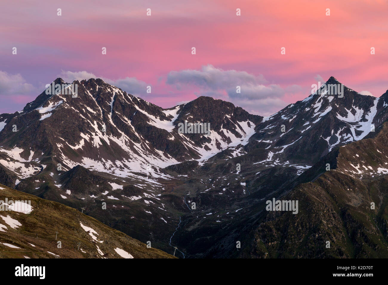 June mountain hi-res stock photography and images - Alamy