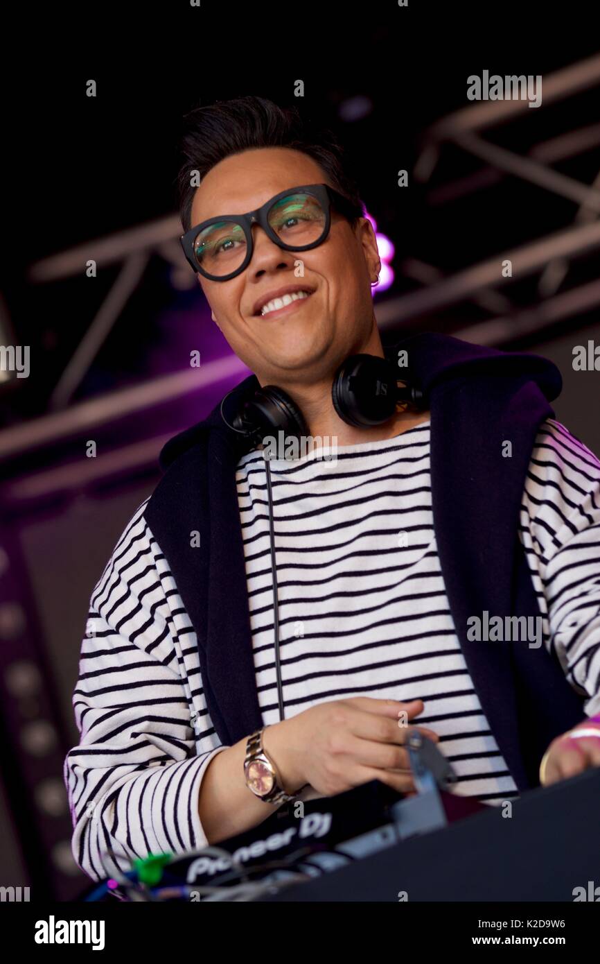 Gok wan dj hi-res stock photography and images - Alamy