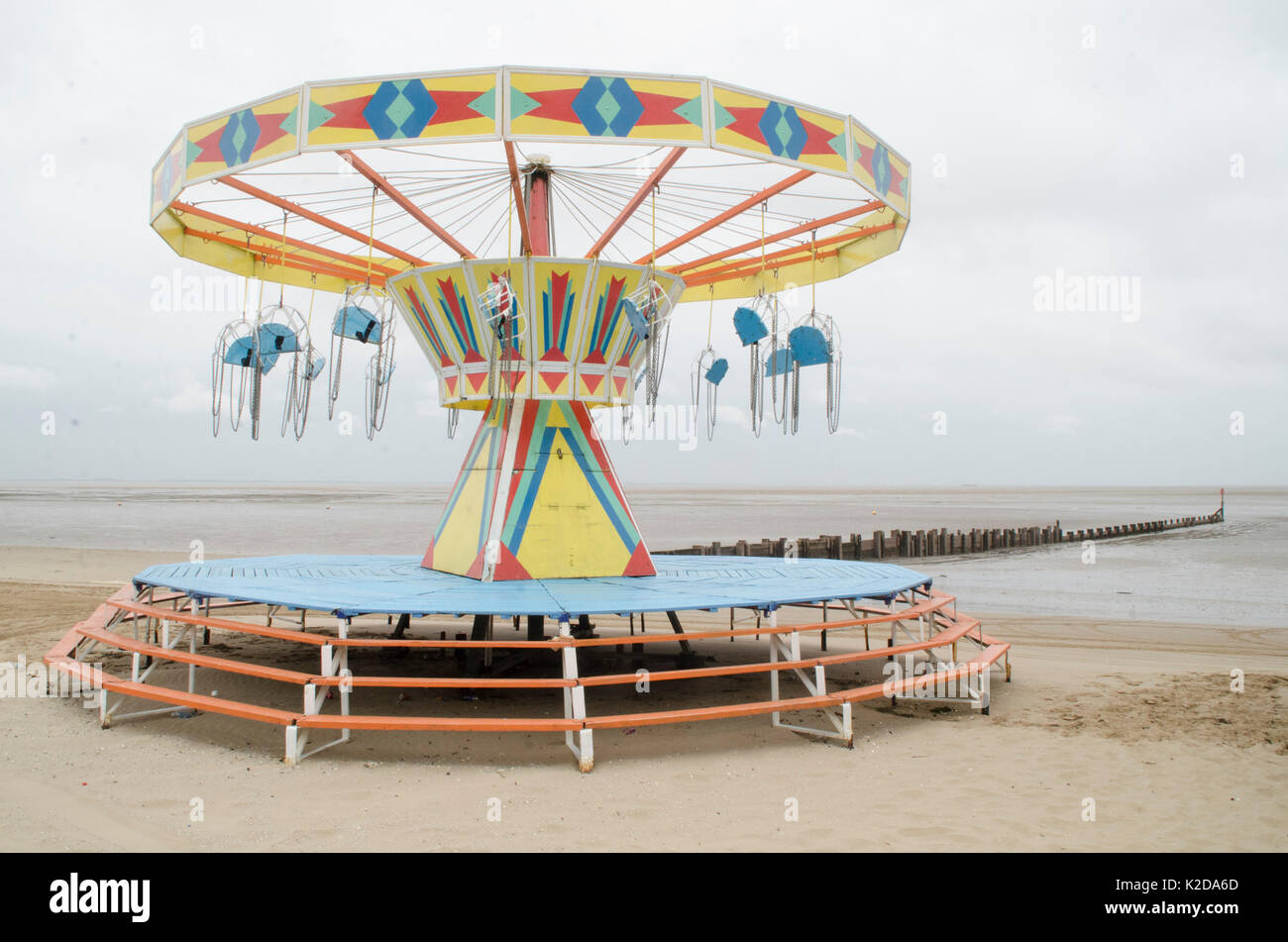 Funfair rides on cleethorpes beach hi-res stock photography and images ...